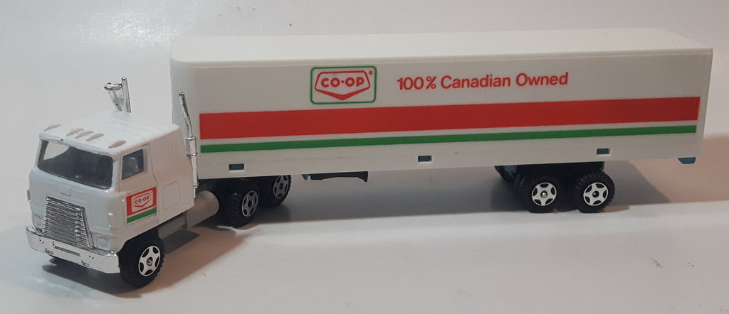 Very Rare ERTL Co-op 100% Canadian Owned Semi Truck and Trailer White ...