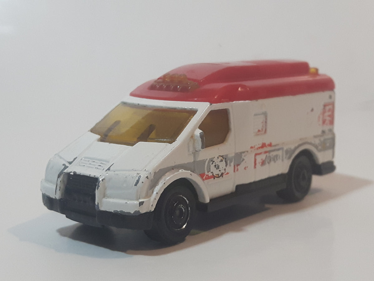 2014 Matchbox Rescue Duty Ambulance White and Red Die Cast Toy Car Veh ...