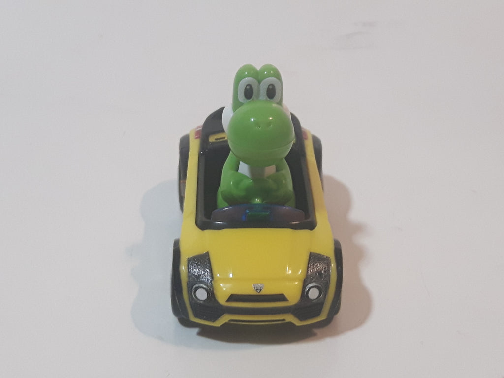 2020 Hot Wheels Nintendo Mario Kart Yoshi Yellow Die Cast Toy Car Vehi ...