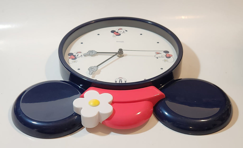 Miniso Disney Minnie Mouse Wall Clock with Glove Hands – Treasure ...