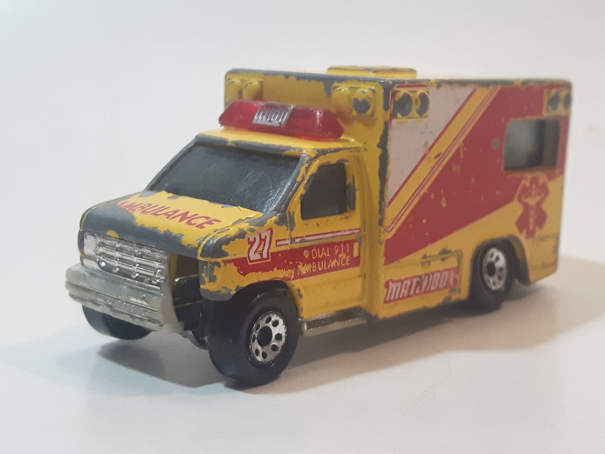1998 Matchbox To The Rescue 1996 Ford Ambulance Yellow Die Cast Toy Ca ...