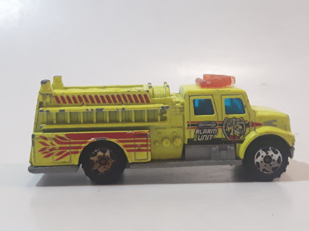 2004 Matchbox Fire International Pumper Neon Yellow Fire Truck Die Cas ...