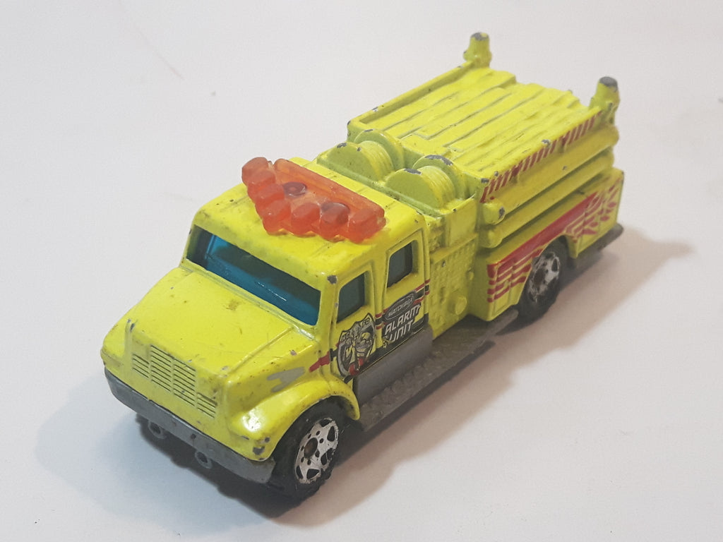 2004 Matchbox Fire International Pumper Neon Yellow Fire Truck Die Cas ...