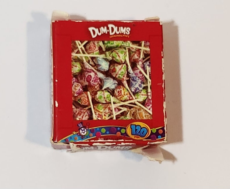 Zuru Surprise Mini Brands Dum-Dums Original Pops Miniature Box Play To ...