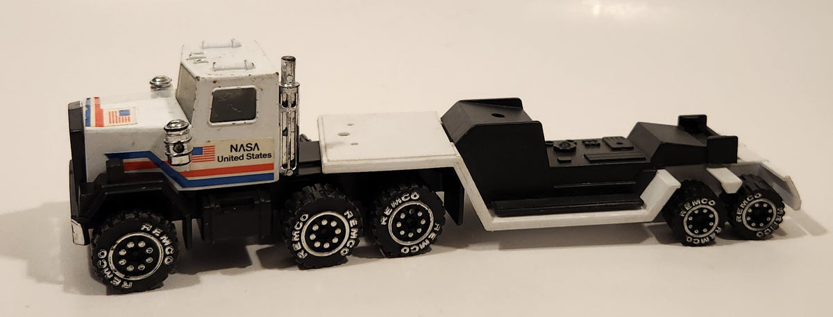 1986 Remco NASA Semi Tractor and Trailer Pressed Steel Toy Car Vehicle ...