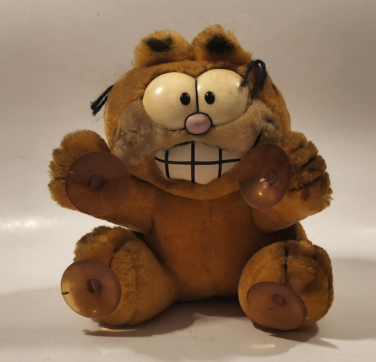 1978, 1981 Dakin Paws Garfield 'Stuck On You!' 8" Tall Toy Plush Stuff ...