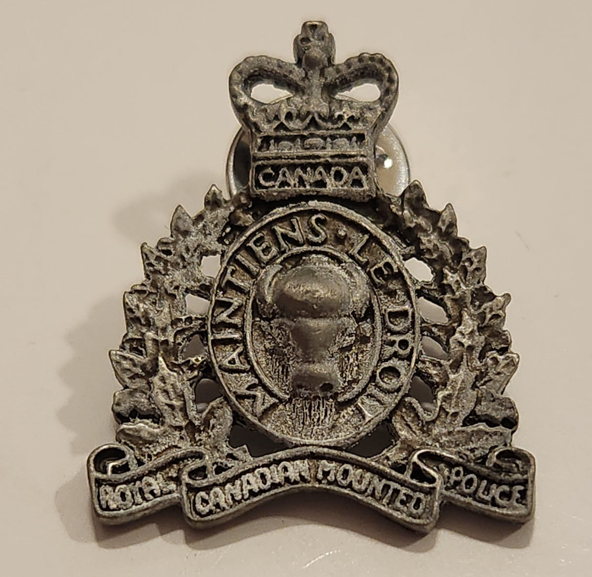 RCMP Royal Canadian Mounted Police Pewter Metal Lapel Pin Badge ...