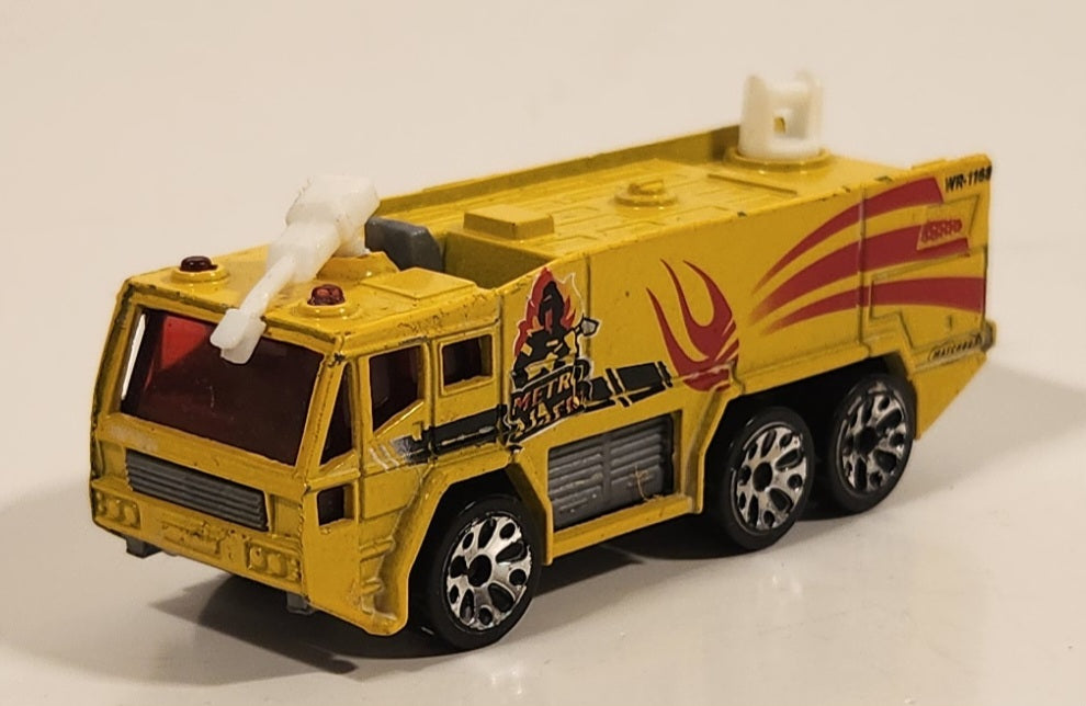 2001 Matchbox Fire Drenchers Airport Fire Tanker Truck Yellow Die Cast ...