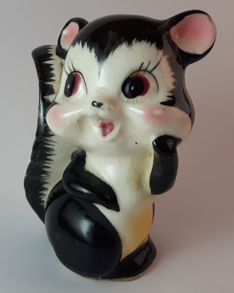 1950s Porcelain Blushing Yellow Bellied Skunk Figurine Made In Japan ...