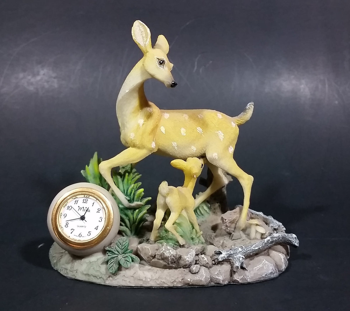 Vintage Mira Quartz Decorative Mother Deer and Baby Fawn Mantle Desk C ...