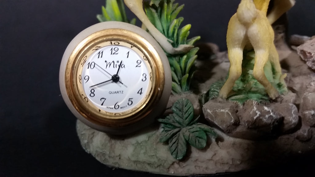 Vintage Mira Quartz Decorative Mother Deer and Baby Fawn Mantle Desk C ...