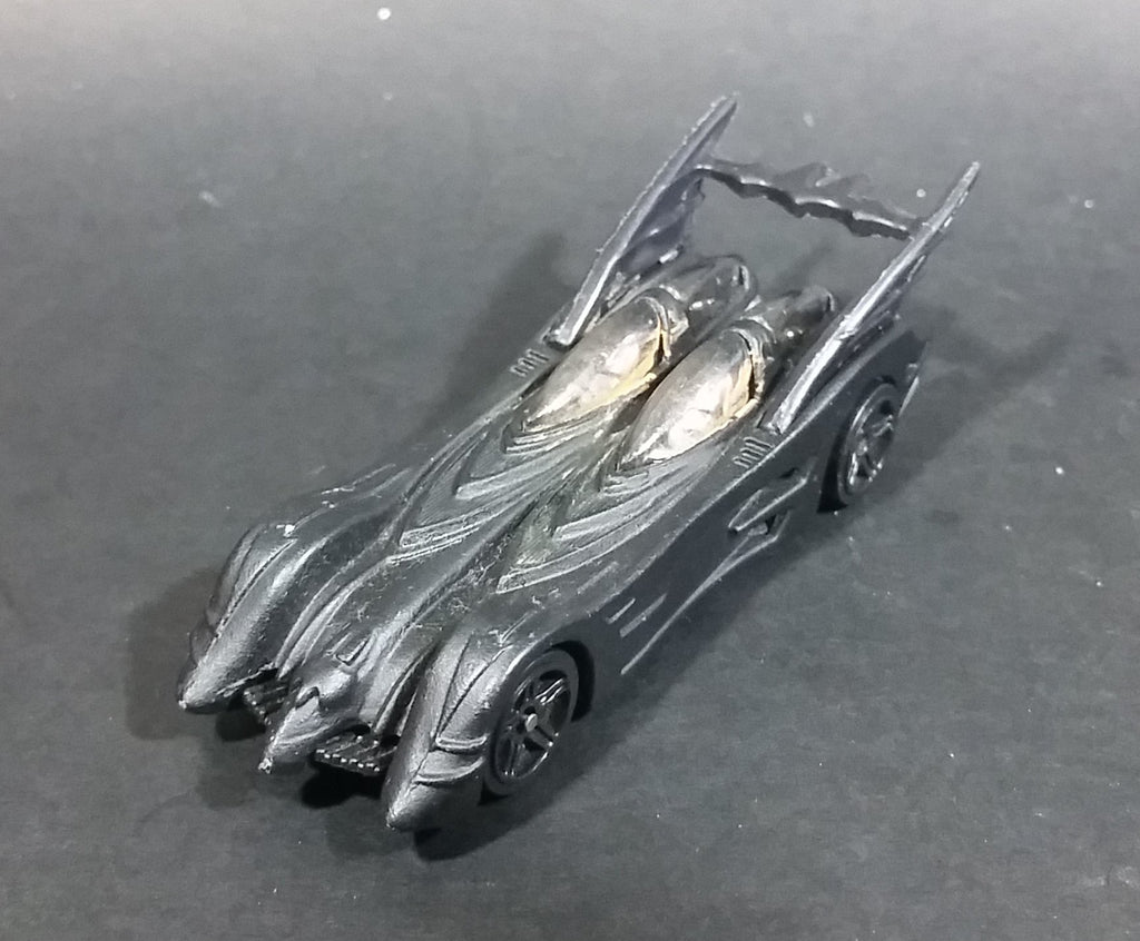 2004 Hot Wheels 2x Turbo Power Launcher DC Comics Infinity Batmobile B ...