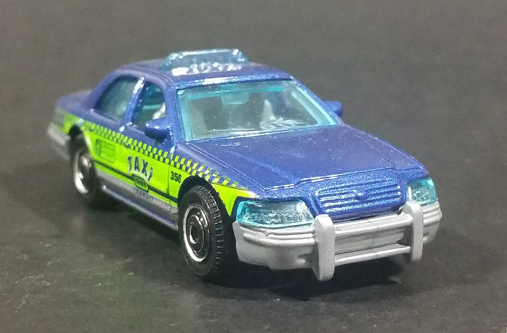 2016 Matchbox City 2006 Ford Crown Victoria LAX Taxi Blue Die Cast Toy ...