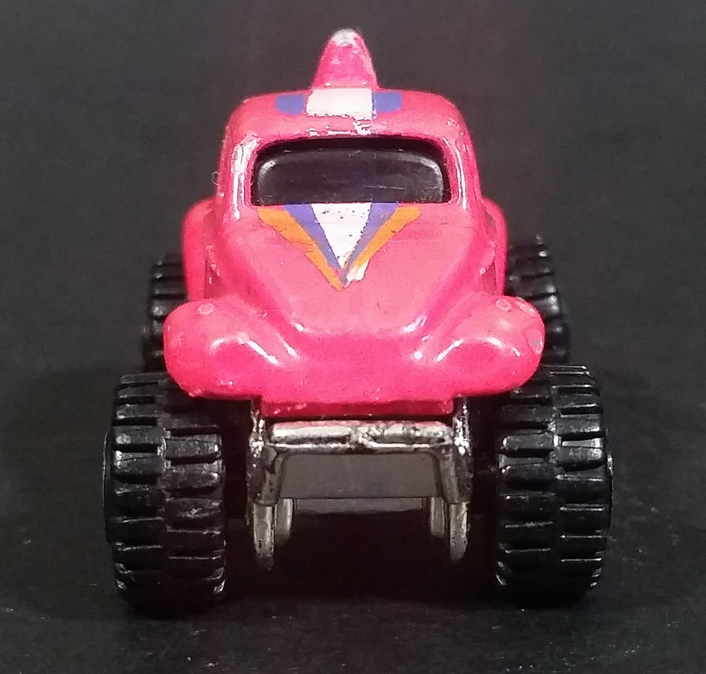 1988 Hot Wheels Color Racers VW Volkswagen Bug Pink Micro Tiny Die Cas ...