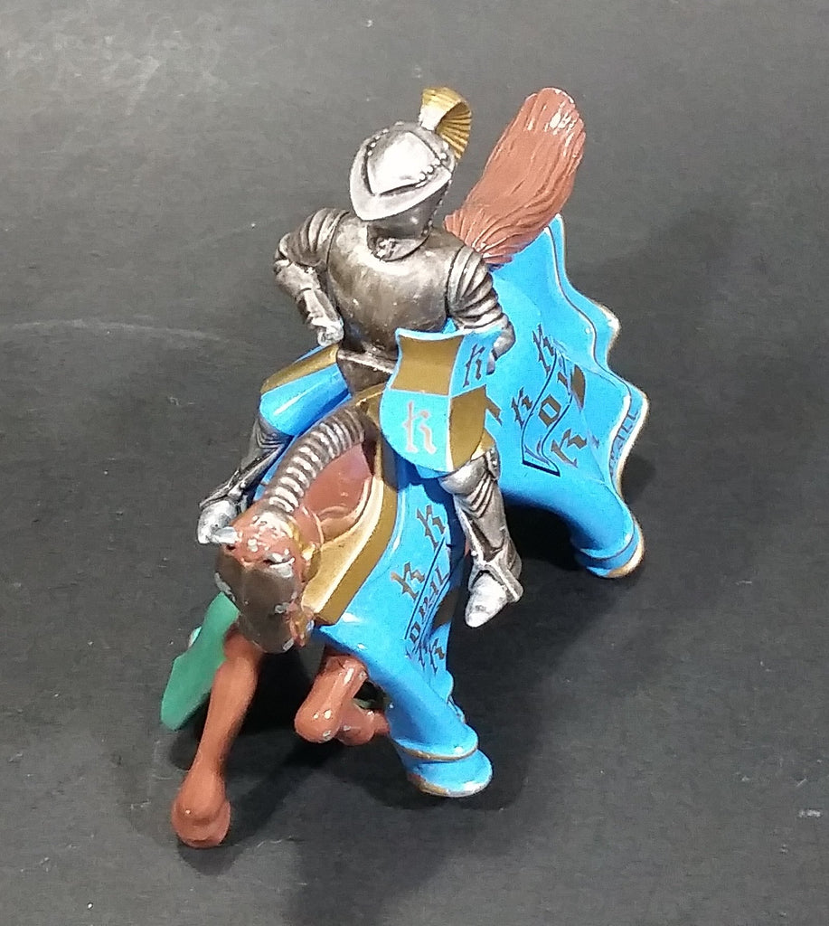 1997 Britains Die Cast Jousting Medieval Knight on Blue Draped Brown H ...