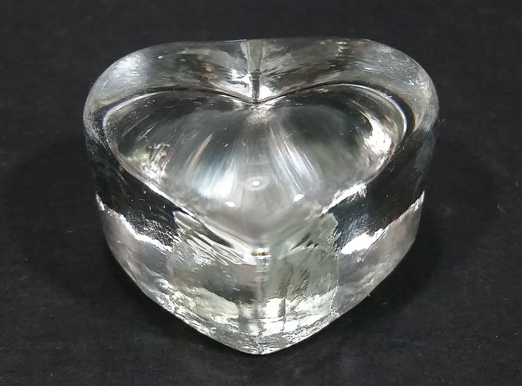 Small Clear Resin Heart Shaped Paper Weight – Treasure Valley Antiques ...