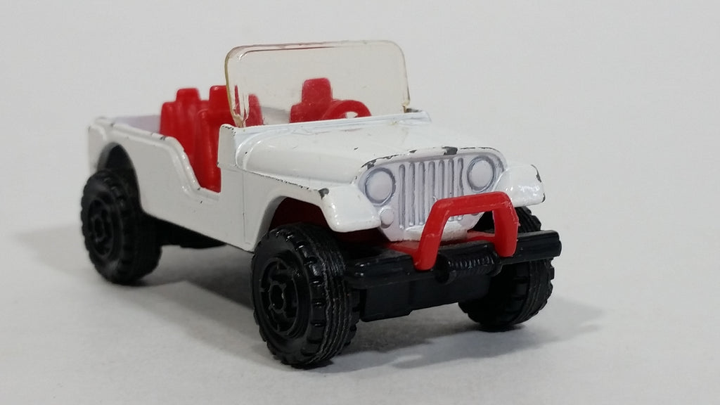 Vintage Corgi Jeep White Red Die Cast Toy Car Vehicle Made in Gt Brita ...