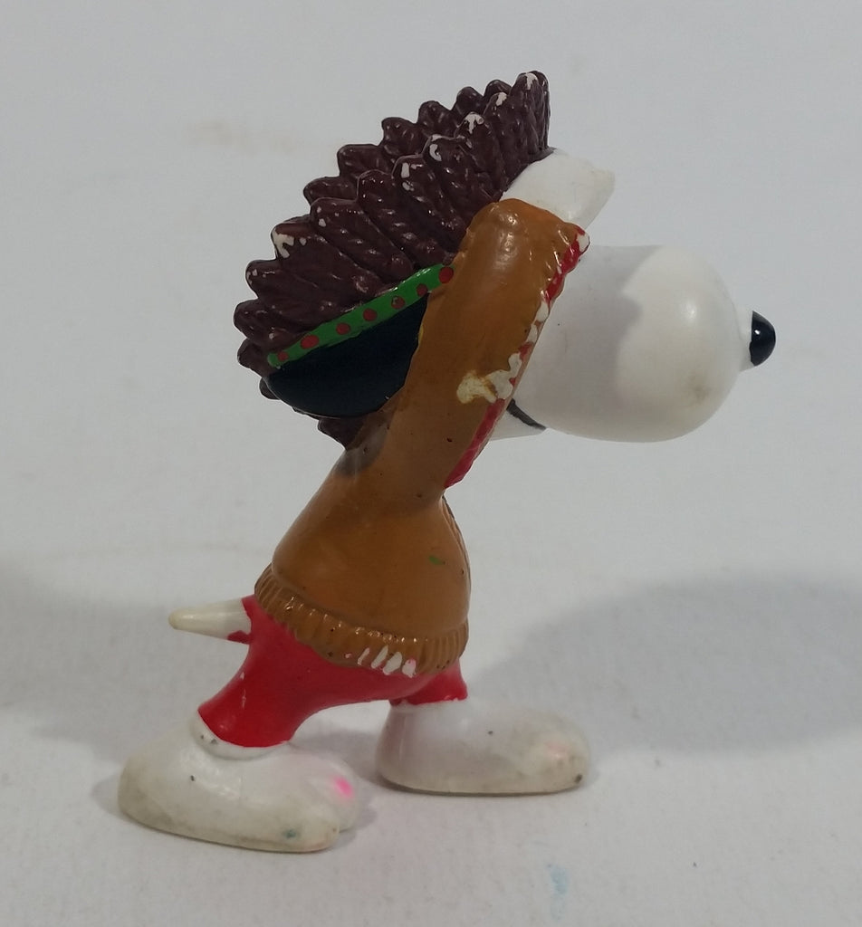 Vintage United Features Peanuts Snoopy Native Indian Aboriginal PVC To ...