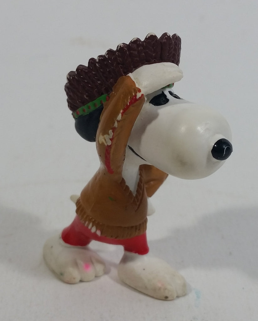 Vintage United Features Peanuts Snoopy Native Indian Aboriginal PVC To ...