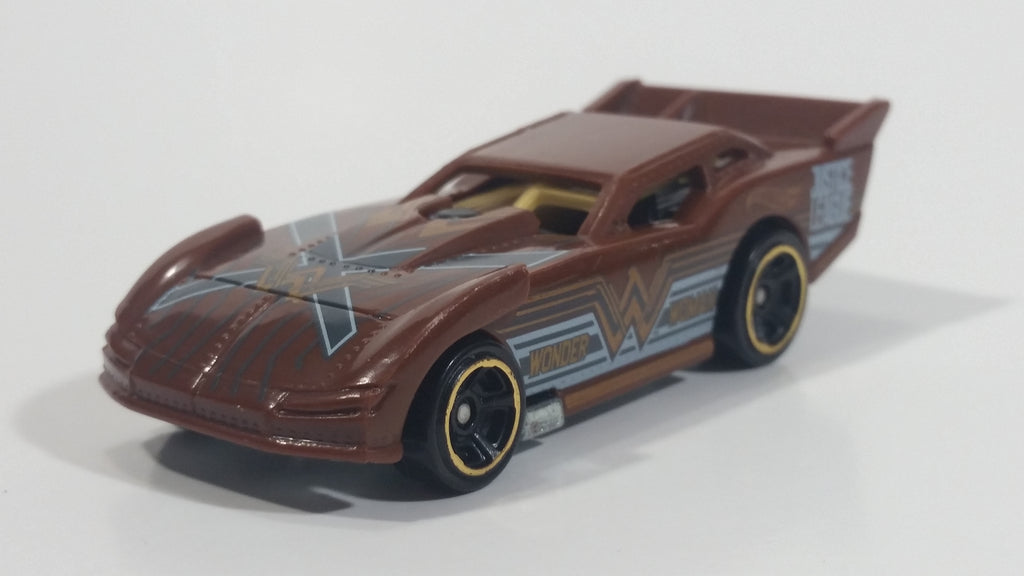 2017 Hot Wheels Justice League Maximum Leeway Wonder Woman Brown Die C ...
