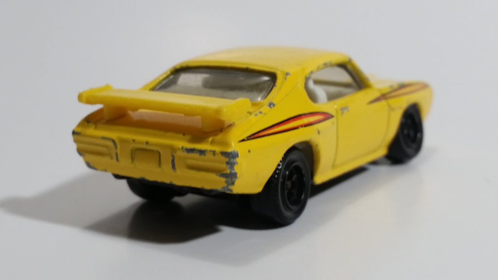 2009 Matchbox Heritage Classics '70 Pontiac GTO Yellow Die Cast Toy Mu ...