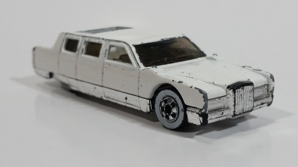 1991 Hot Wheels Limozeen White Die Cast Toy Car Limousine Limo Vehicle ...
