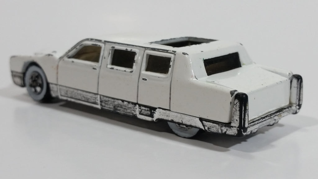 1991 Hot Wheels Limozeen White Die Cast Toy Car Limousine Limo Vehicle ...
