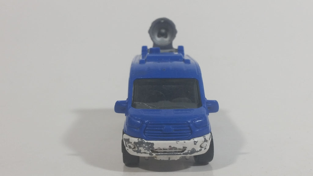 2017 Matchbox MBX Adventure City '14 Ford Transit News Van Blue Die Ca ...