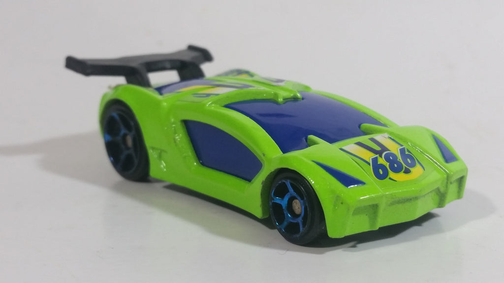 2009 Hot Wheels Impavido 1 Bright Green 3/7 Die Cast Toy Car Vehicle M ...