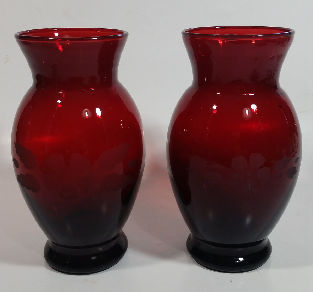 Set of 2 Vintage 1950s Anchor Hocking Ruby Red Glass Etched Flower Vas ...
