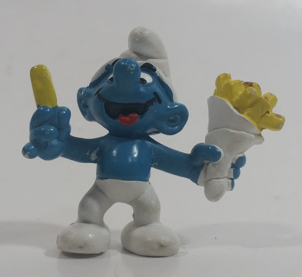 Vintage 1980 Peyo Smurf Character Holding and Eating French Fries PVC ...