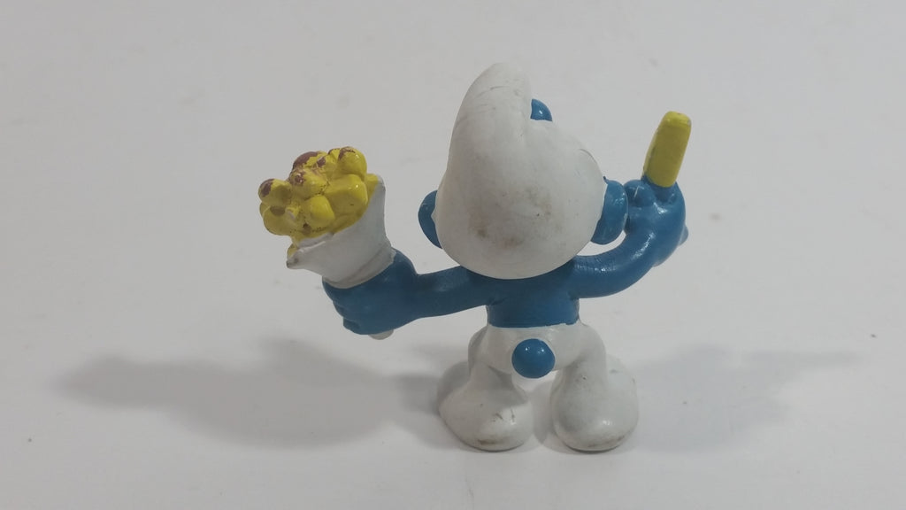 Vintage 1980 Peyo Smurf Character Holding and Eating French Fries PVC ...