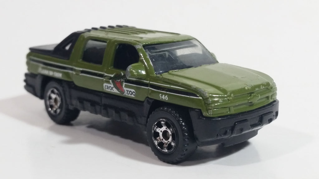 2009 Matchbox Croc Zoo Chevy Avalanche Truck Olive Green MB86 Die Cast ...