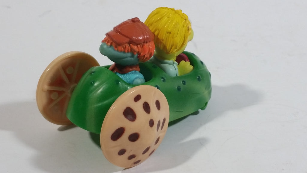 1987-1988 Green Fraggle Rock Wembley and Boober Cucumber Shaped Toy Ca ...