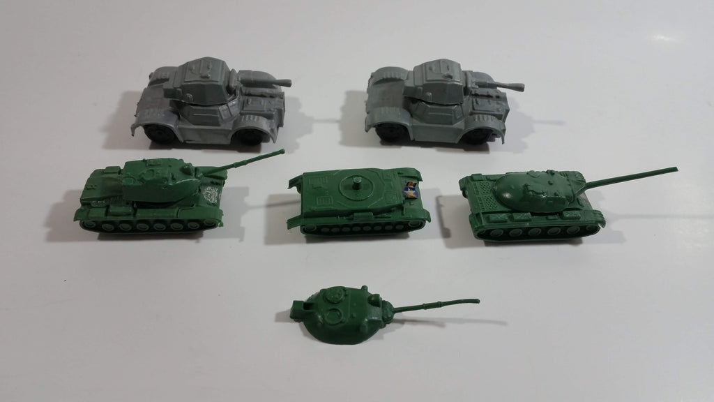 Vintage Blue-Box Toys Green Plastic Army Tanks with 2 Grey Plastic Tan ...