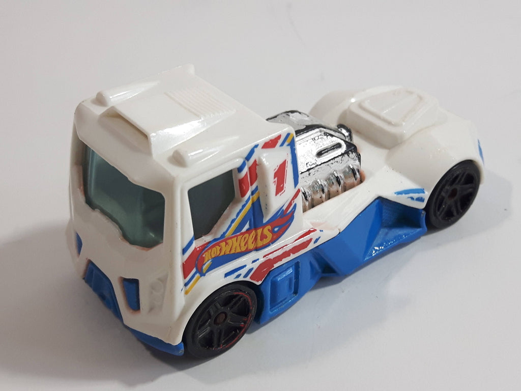 2013 Hot Wheels HW Racing Rennen Rig White Blue Die Cast Toy Car Vehic ...