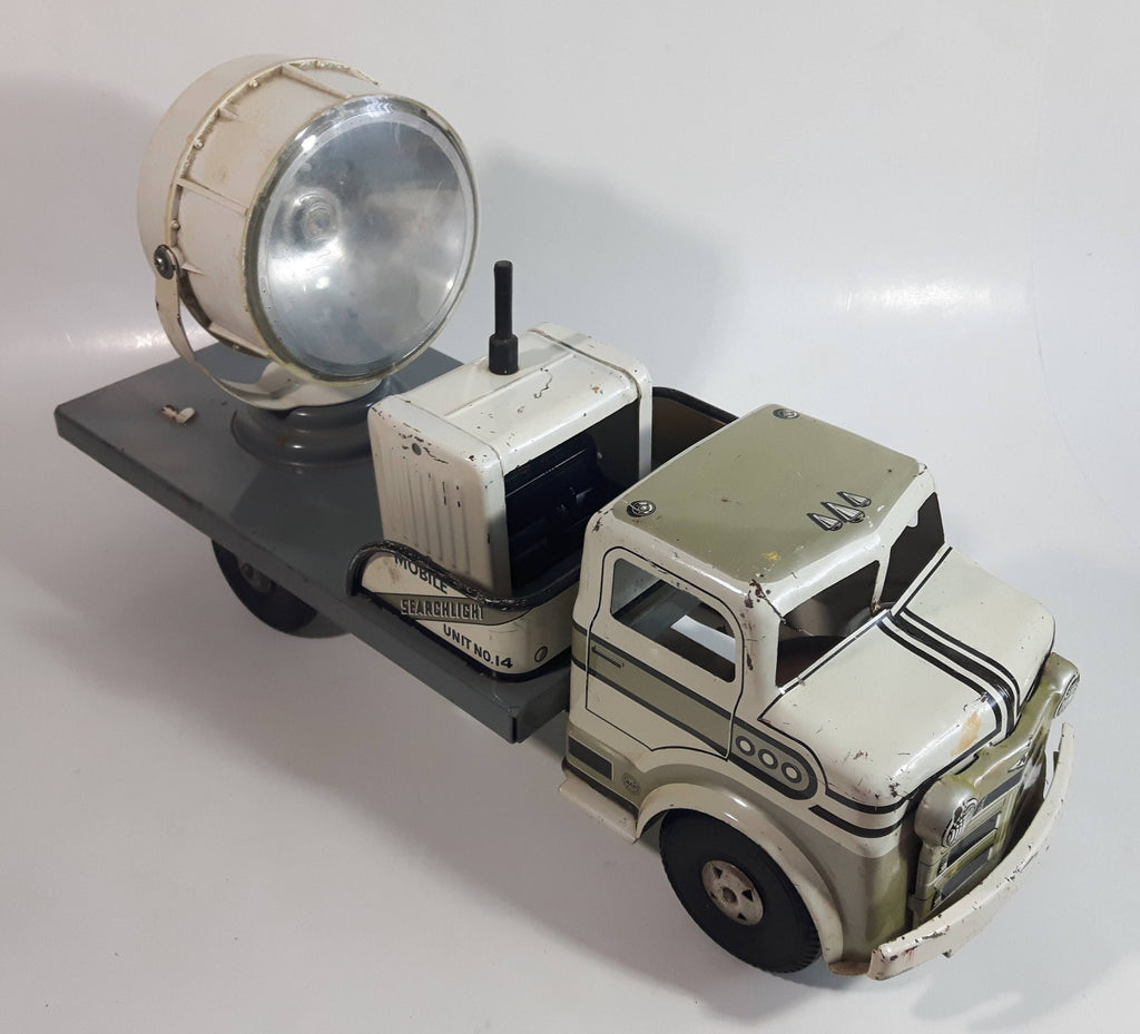 Vintage 1950s Marx Mobile Searchlight Unit No. 14 Truck White and Grey ...