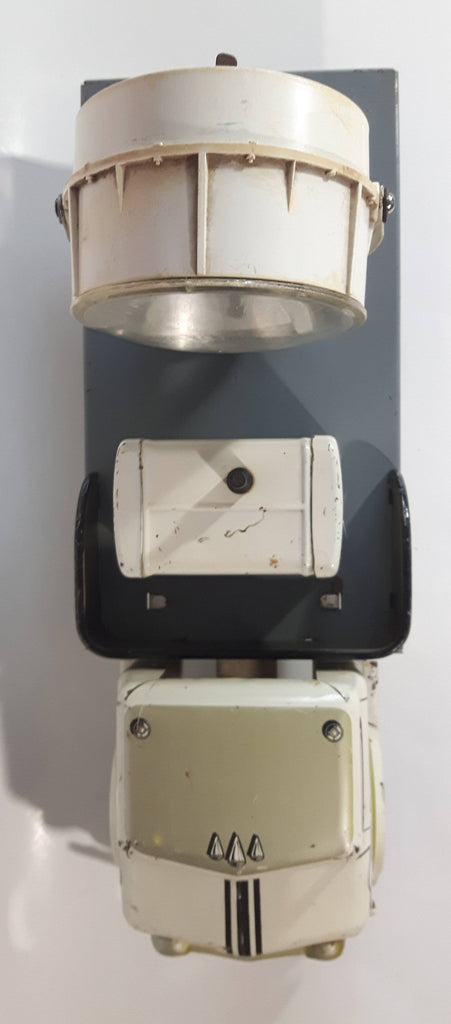 Vintage 1950s Marx Mobile Searchlight Unit No. 14 Truck White and Grey ...