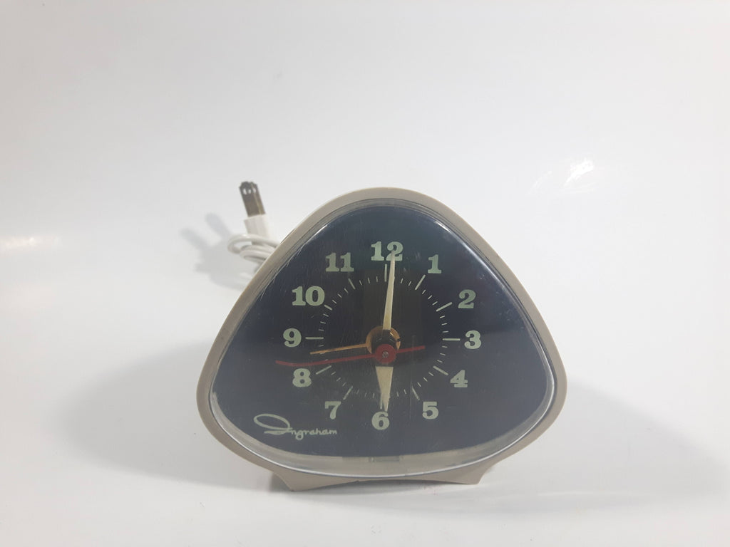 Vintage Ingraham Electric Plug In Glow in The Dark Numbers Alarm Clock – Treasure Valley ...
