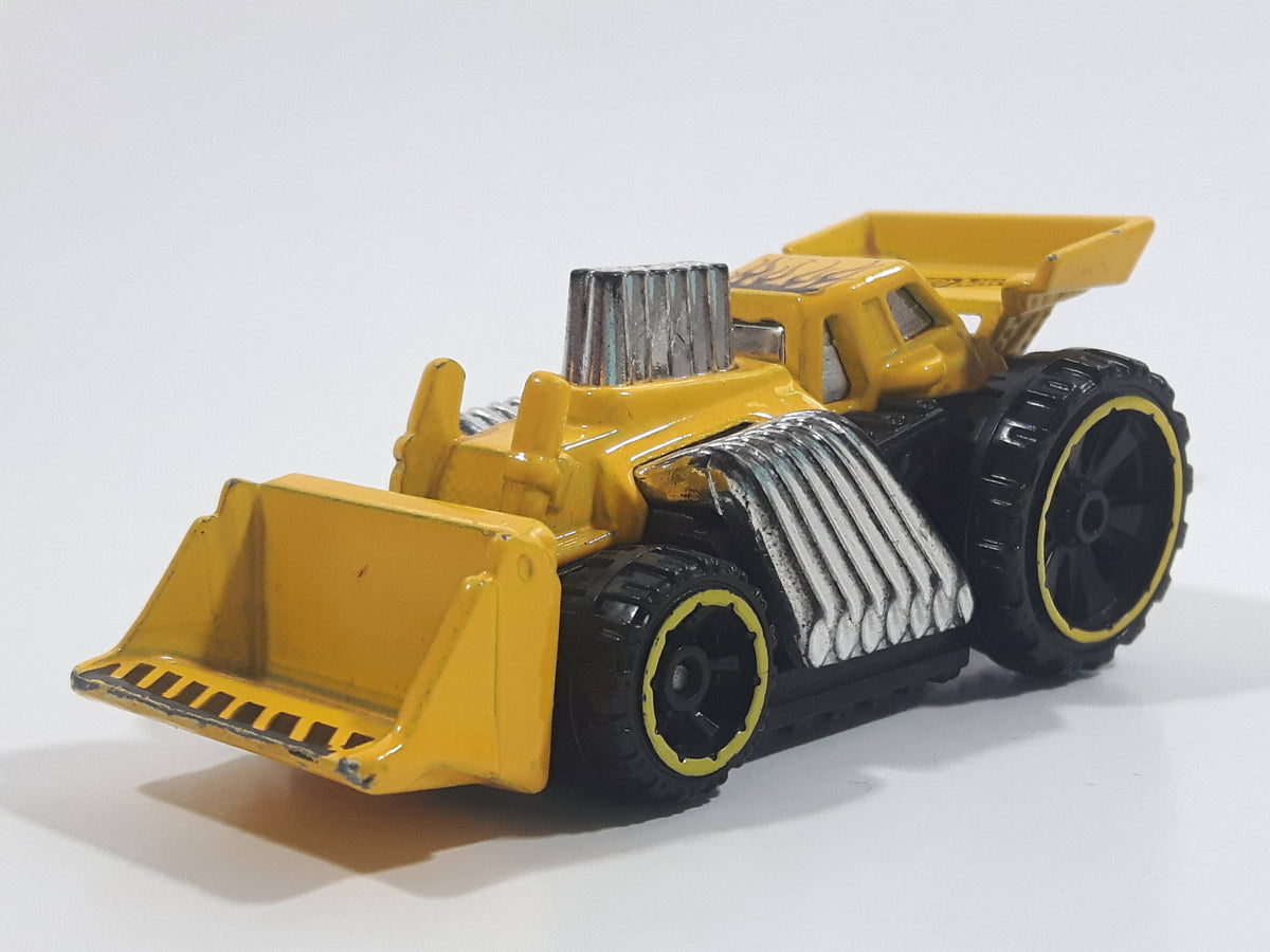 2013 Hot Wheels HW City: HW City Works Speed Dozer Yellow Bulldozer Di ...