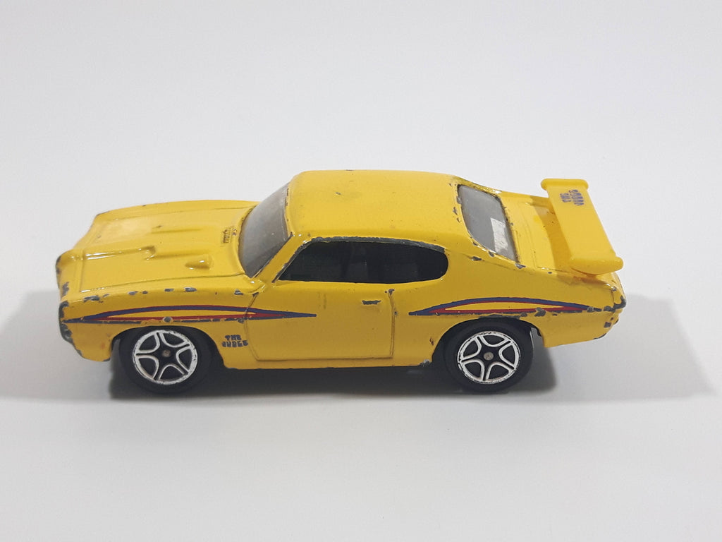 2009 Matchbox Heritage Classics '70 Pontiac GTO Yellow Die Cast Toy Mu ...
