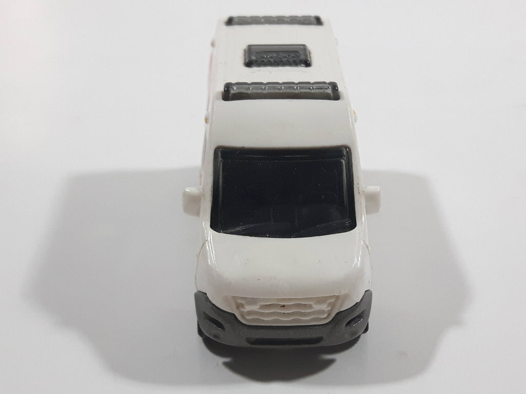 2014 Matchbox MBX Heroic Rescue Renault Master Ambulance White Die Cas ...