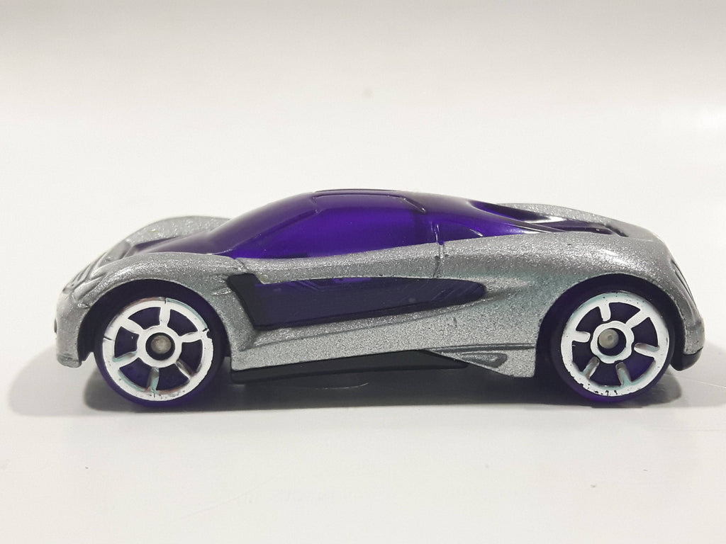 2005 Hot Wheels AcceleRacers Nitrium Silver Die Cast Toy Car Vehicle ...