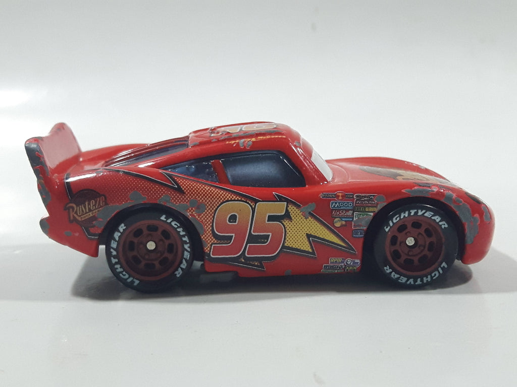 Disney Pixar Cars Lightning McQueen #95 Red Die Cast Toy Race Car Vehi ...