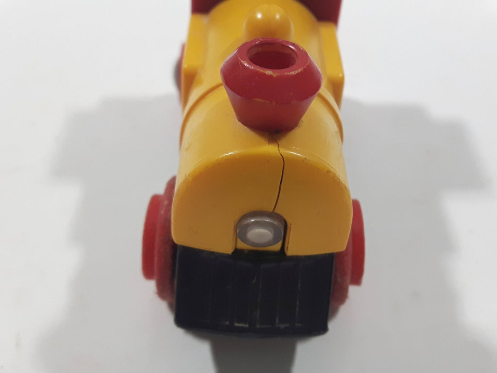 Brio Train Engine Locomotive Yellow and Red Plastic Die Cast Toy Magne ...