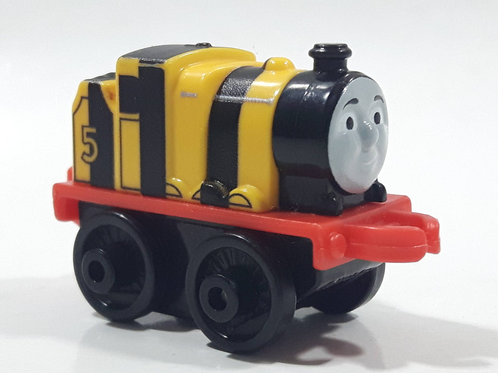 2014 Thomas & Friends Minis #5 James Yellow and Black Striped 2" Long ...