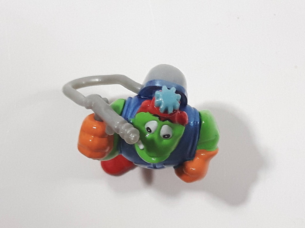 Ferrero Kinder Surprise Frog with V on Chest 1 5/8" Tall Toy Figure ...