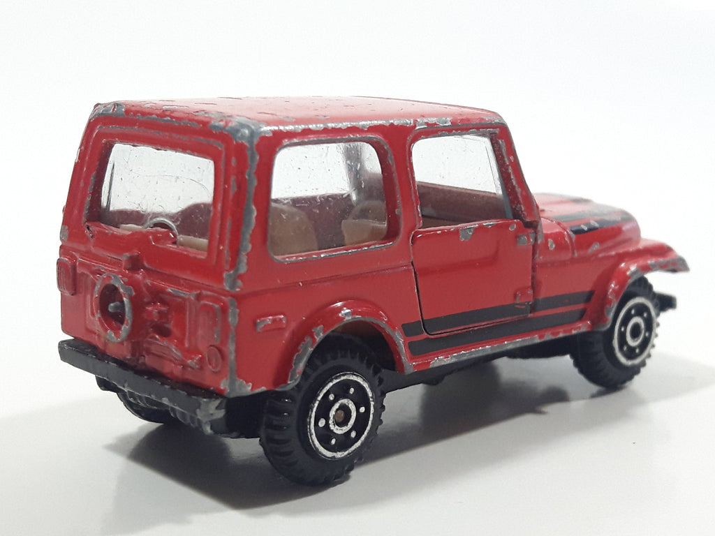 Vintage Yatming Jeep CJ-7 Red Die Cast Toy Car Vehicle with Opening Do ...