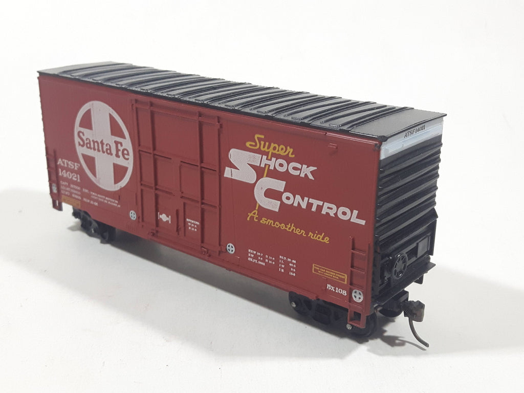 Athearn Santa Fe ATSF 14021 Box Car Super Shock Control A smoother rid ...