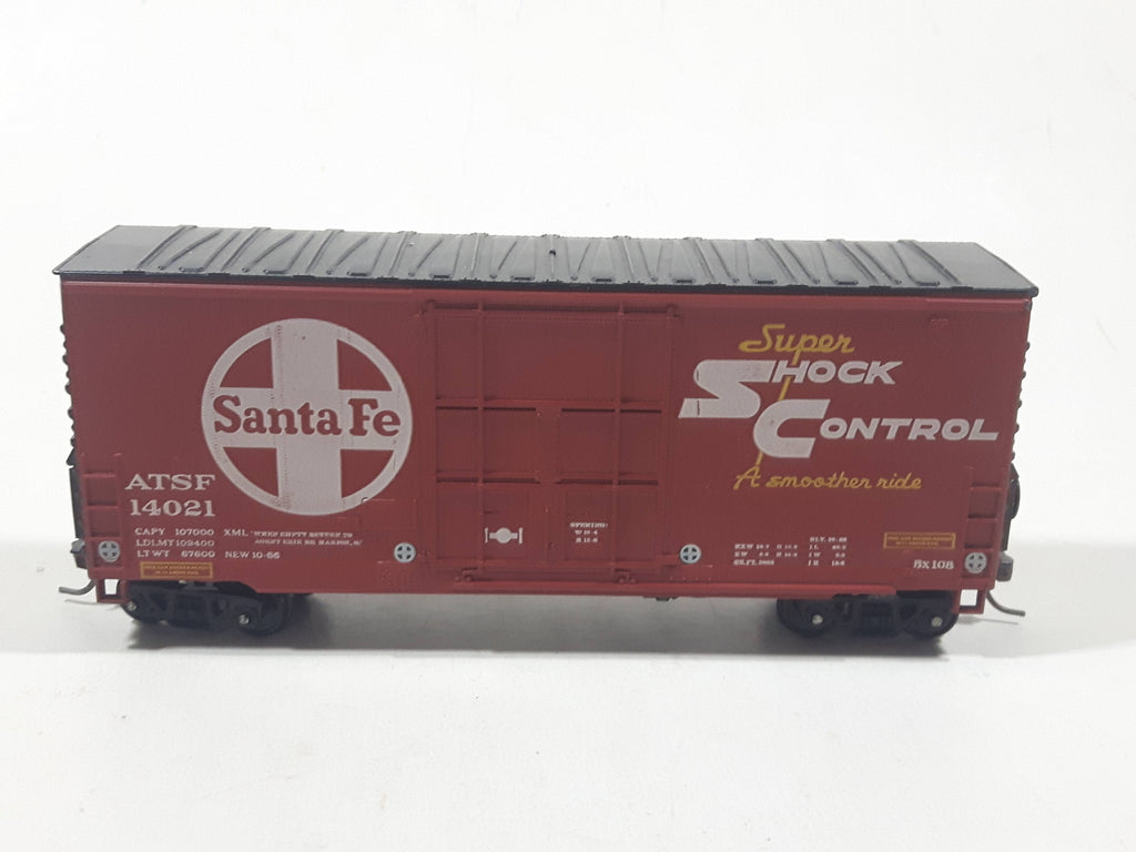 Athearn Santa Fe ATSF 14021 Box Car Super Shock Control A smoother rid ...